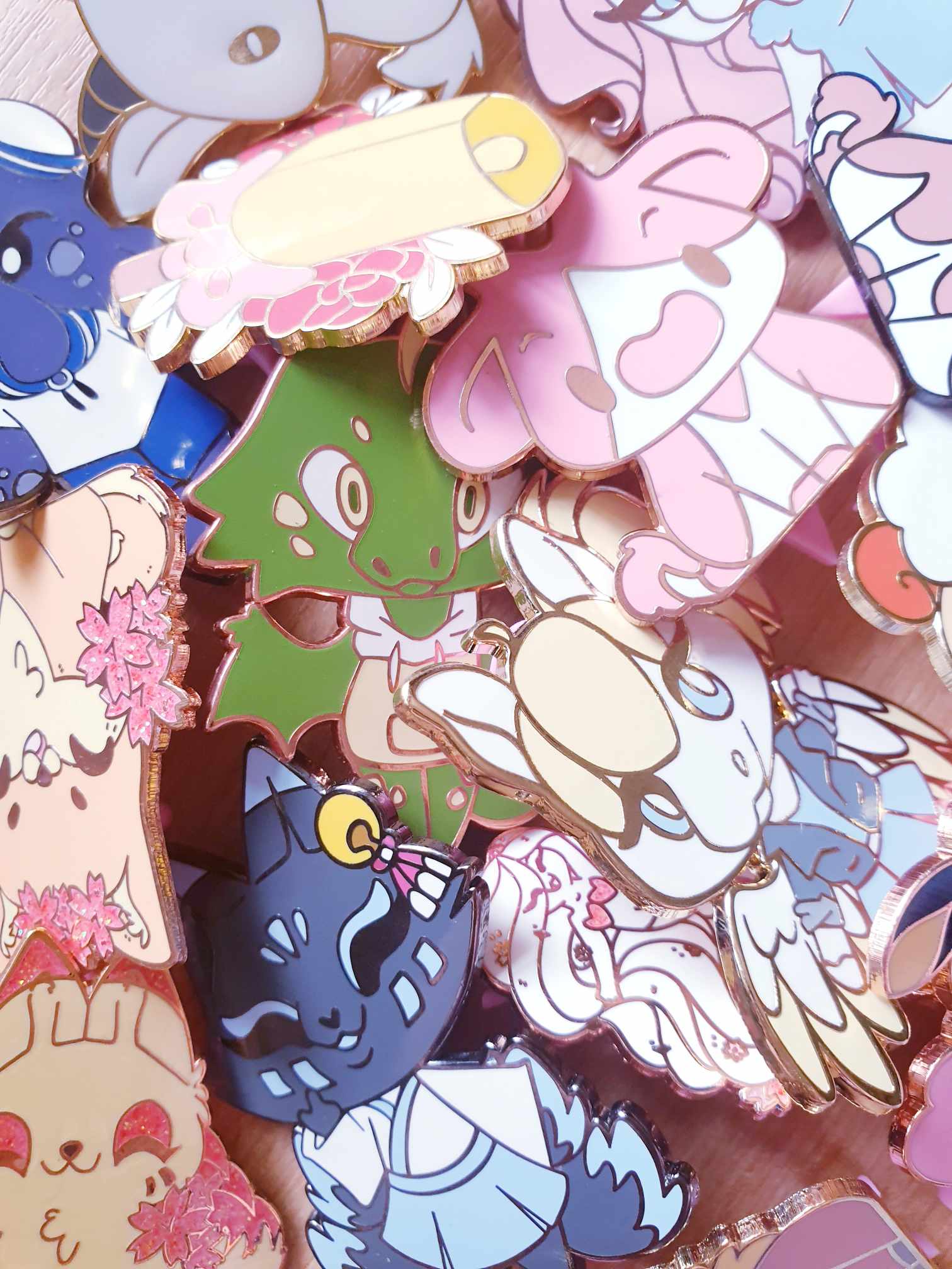 B-Grade Enamel Pin Bundle Pin – Ellesdoodlebox